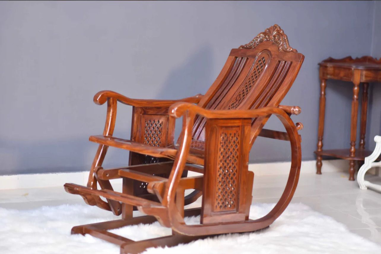 Wooden Screen Rod Rocking Chair - alhamadfurniture